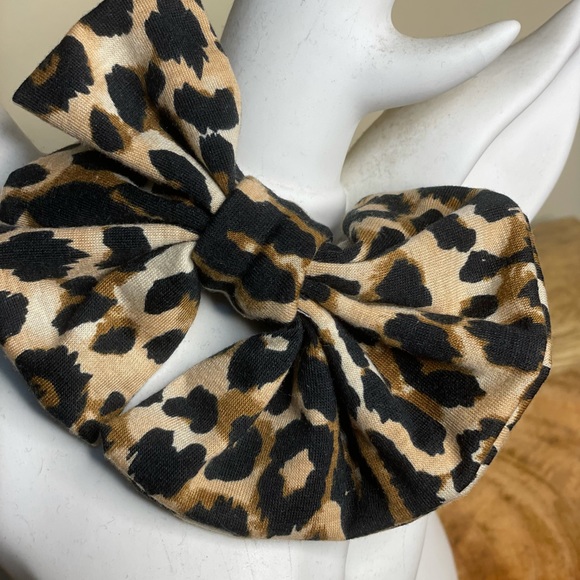 Accessories | Leopard Print Knit Weave Headband Cozy Trendy And ...